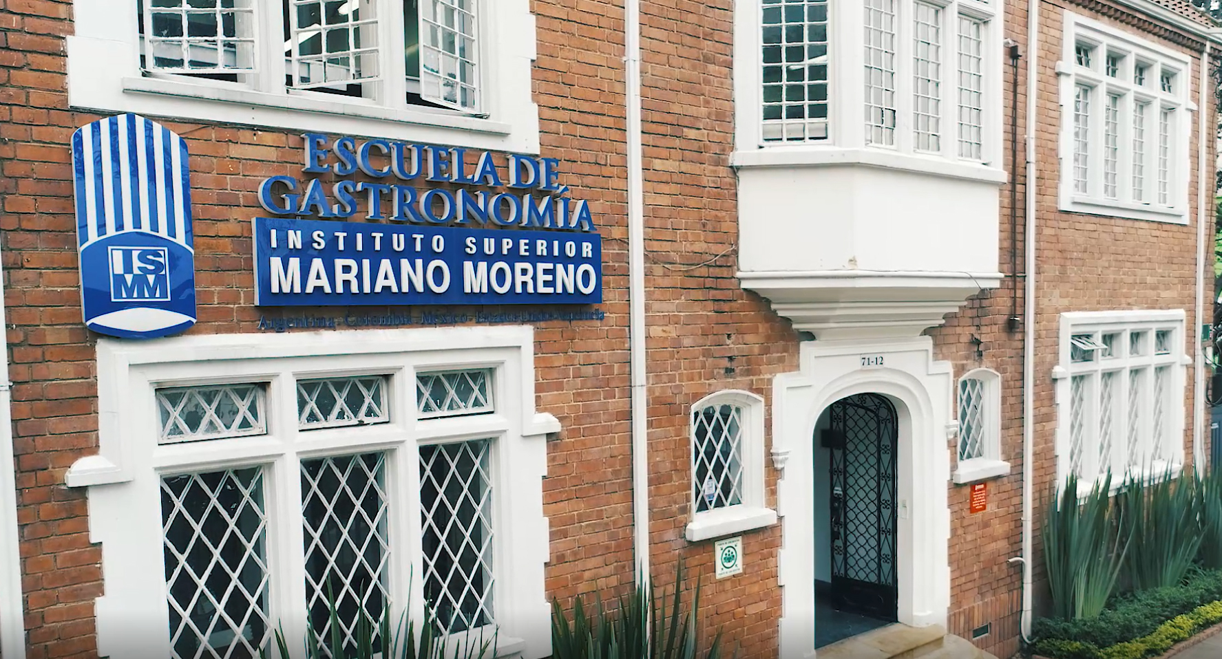 Instituto Superior Mariano Moreno - ¿Quiénes Somos?